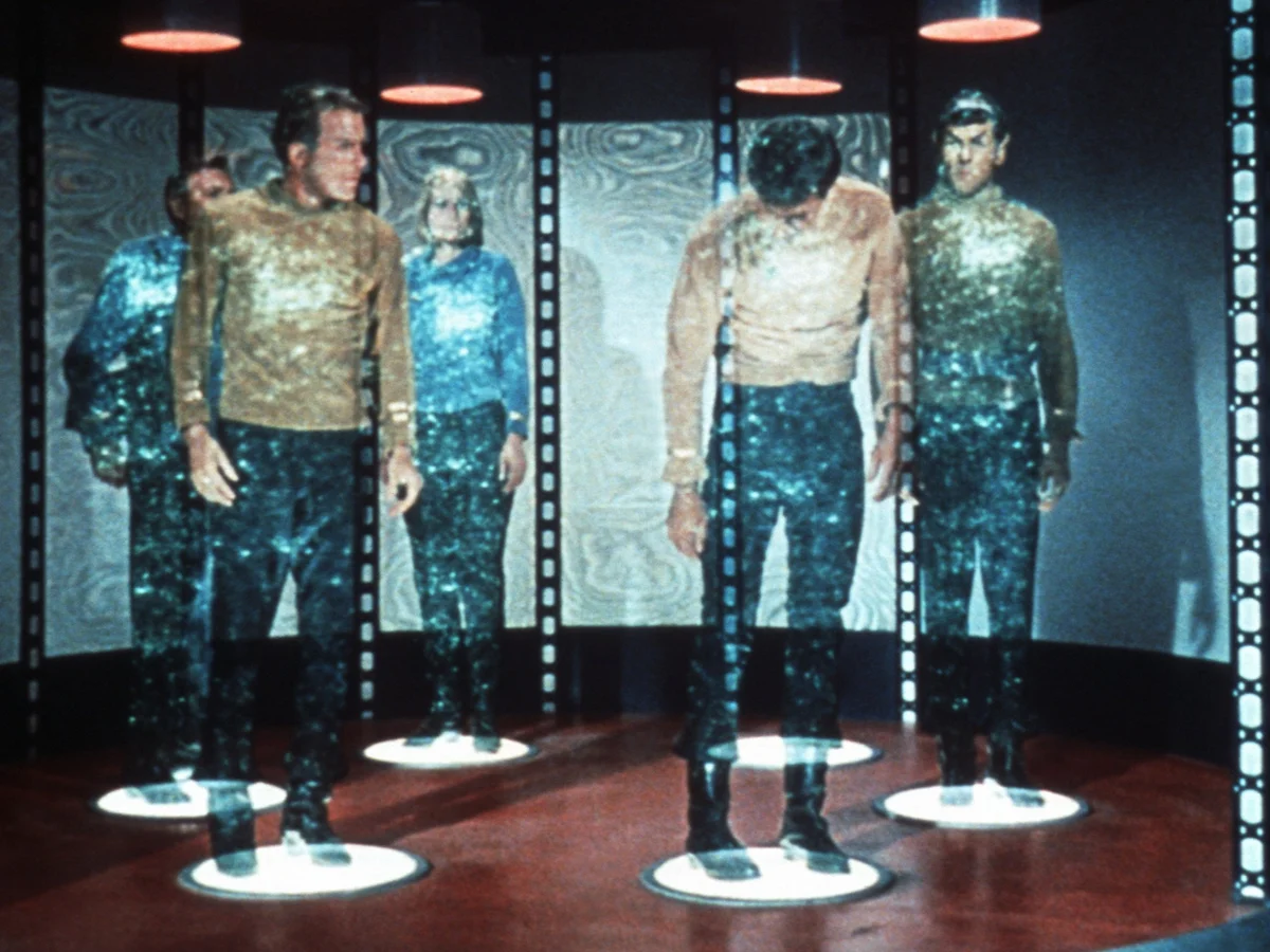 Inconvenientes de la teleportación - DILETANTE. Daniel Tubau